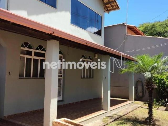 EXCELENTE CASA Á VENDA!