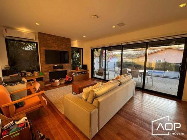 Excelente casa Alphaville 11