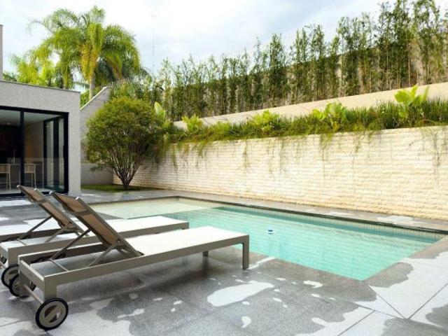 EXCELENTE CASA ALPHAVILLE, 4 SUÍTES, HOME, ADEGA, 753M2 DE TERRENO