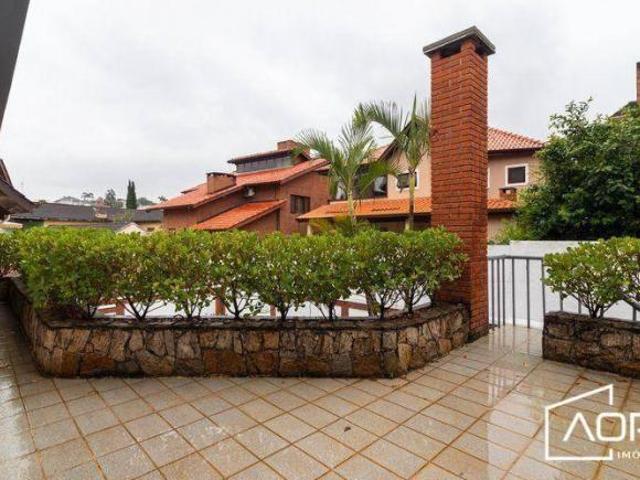 Excelente casa Alphaville 5