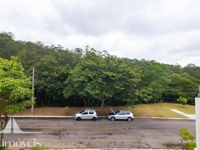EXCELENTE CASA ALPHAVILLE, 5 SUÍTES, PRÓXIMO CASATELO, LINDA VISTA E LAZER