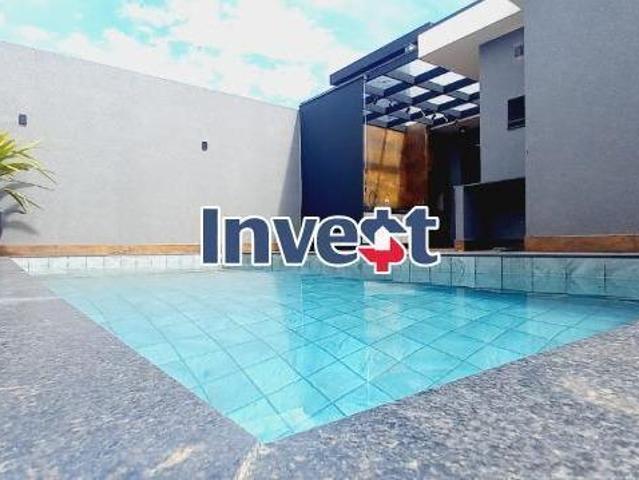 Excelente Casa Alto Padrão, 4 Quartos sendo 1 Suíte com closet e 2 semi suítes Lote 400m² Rua 12
