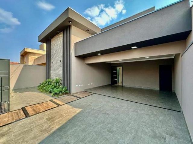 Excelente casa alto padrão no Carandá Bosque