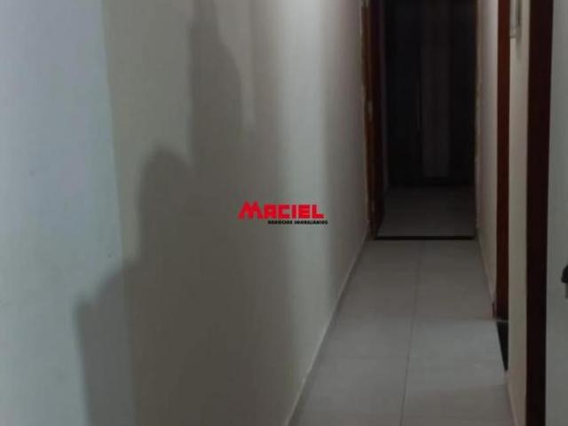 EXCELENTE CASA ASSOBRADADA NO JARDIM MARIANA II