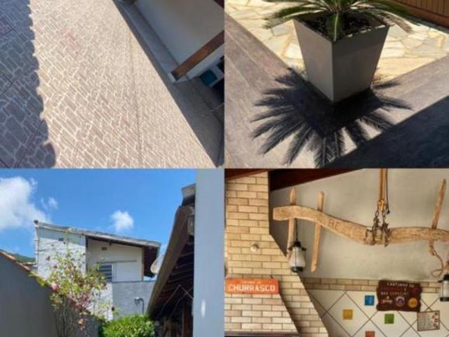 EXCELENTE CASA, APROXIMADAMENTE 100 METROS DA PRAIA DA ENSEADA COM 3 DORMITÓRIOS, ÁREA GOURMET COM P