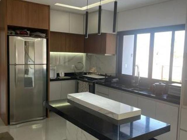 Excelente casa bairro Joa casa dos sonhos perto de todos comercios