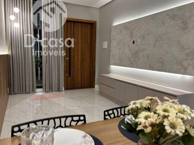 Excelente casa com 3 dormitórios à venda, 84 m² por R$ 675.000 Jansen Gravataí/RS