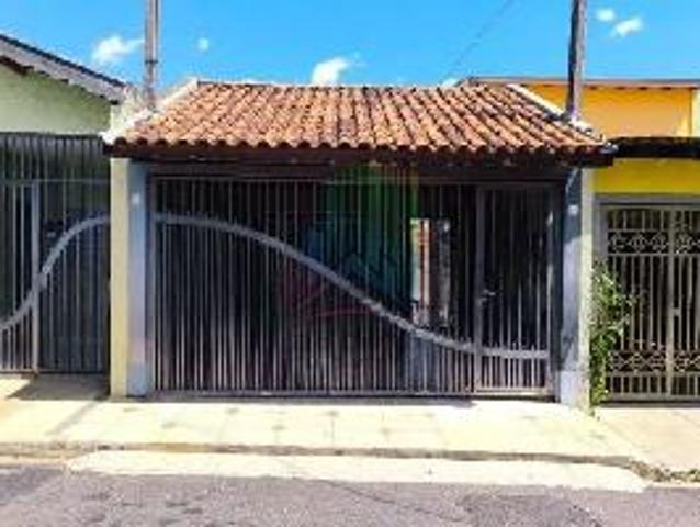 Excelente casa com 3 dormitórios, sendo 1 suíte no bairro Vila Marina São Carlos imóveis