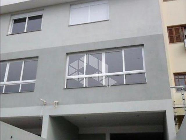 Excelente casa com 3 quartos no Bairro Espírito Santo