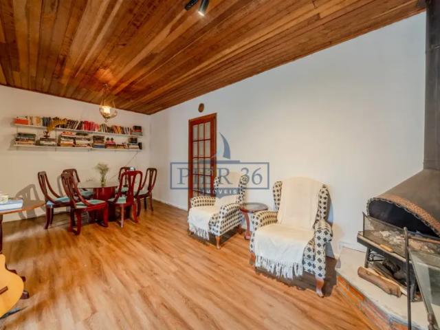 Excelente casa com 3 quartos bairro Tristeza