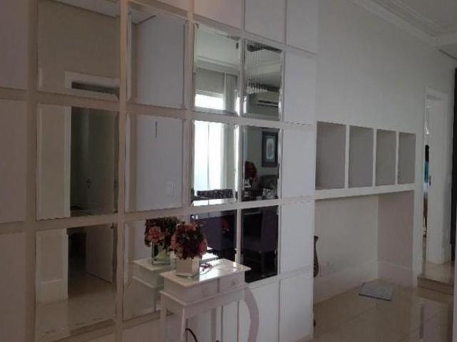EXCELENTE CASA COM 3 SUÍTES, ESCRITÓRIO E ÁREA GOURMET, NO JARDIM RESIDENCIAL PARQUE DA FLORESTA S