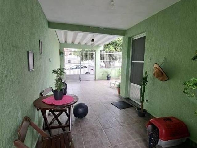EXCELENTE CASA COM 02 DORMITÓRIOS NO BAIRRO VILA CAIÇARA EM PRAIA GRANDE!