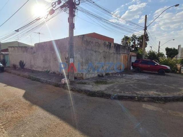 Excelente casa com 02 quartos para Venda Samambaia Norte, Brasília