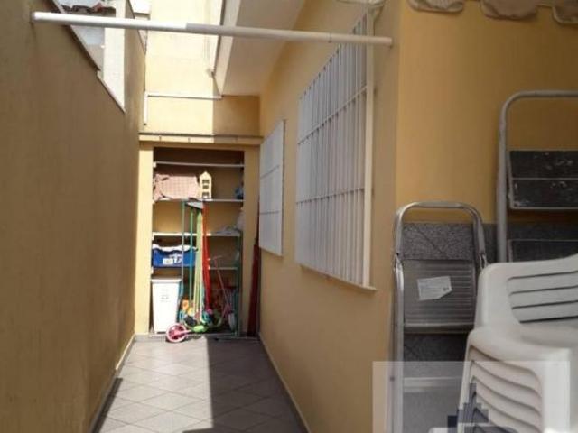 EXCELENTE CASA COM 2 DORMITORIOS/3 VAGAS COM TERRENO DE 6 X 20 À VENDA NA SANTA CLARA