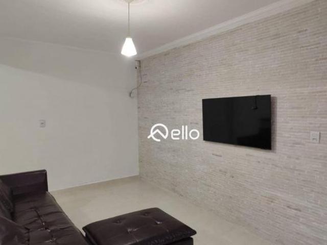 Excelente Casa com 2 Quartos, Área de Lazer e Garagem Coberta