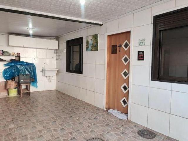 Excelente Casa com 2 Quartos