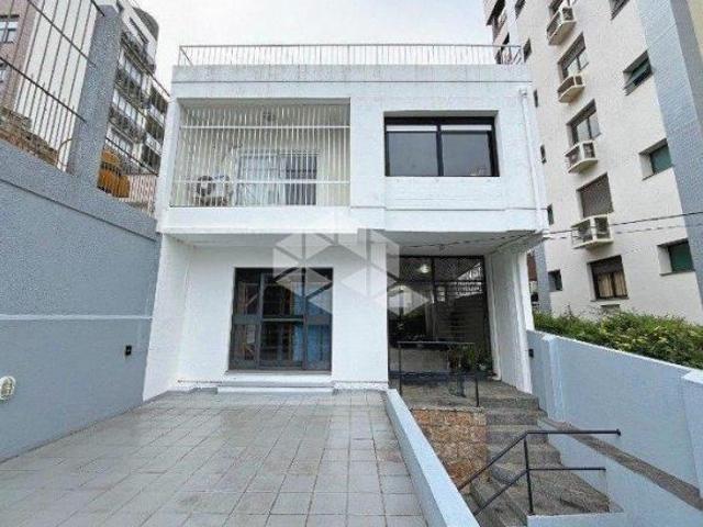 Excelente casa com 300m² no bairro Menino Deus Porto Alegre