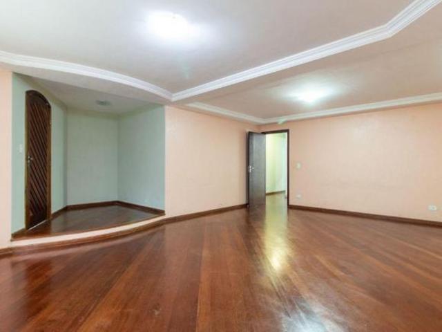 Excelente casa com 326 m² averbada em Pinhais