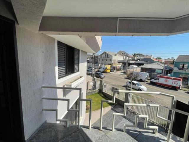 EXCELENTE CASA COM 330,50 M² DE ÁREA CONSTRUÍDA AVERBADA. ÁREA TOTAL 600M²