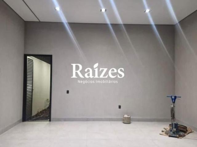 Excelente casa com 3/4 sendo 2 suítes no Portal do Vale