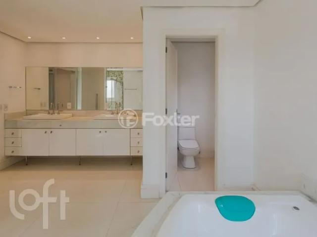Excelente casa com 374 metros quadrados e 3 quartos em Boa Vista Porto Alegre RS
