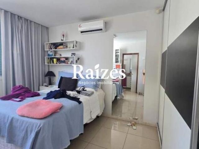 Excelente casa com 4 suítes no bairro Tabajaras