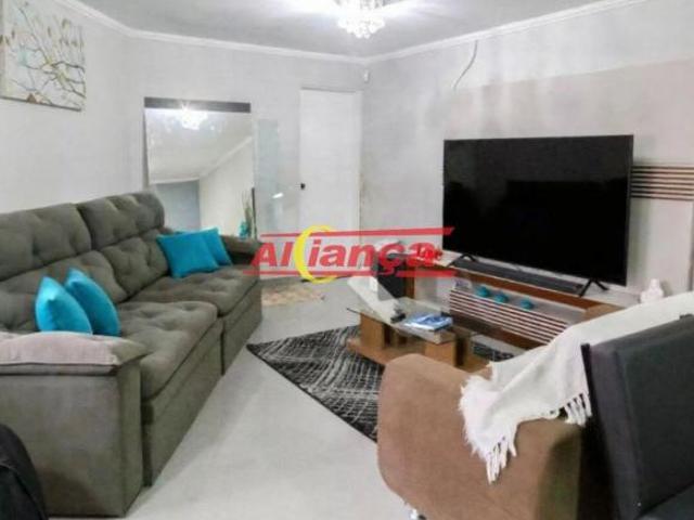 Excelente Casa com 4 Suítes na Vila Tijuco