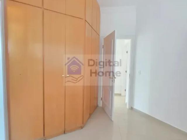 Excelente casa com 500 m2, 4 suítes, lindo lazer com piscina e churrasqueira + 4 vagas de garagem