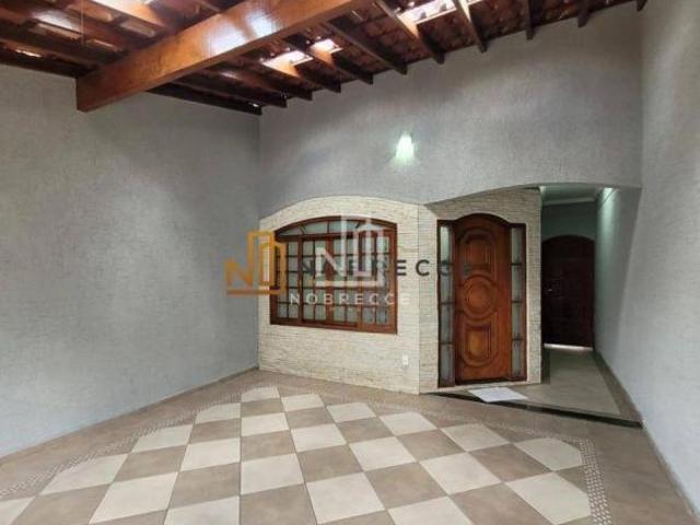 Excelente casa com ampla área Gourmet no piso superior à venda no Jardim Morada do Sol, Indaiatuba/S