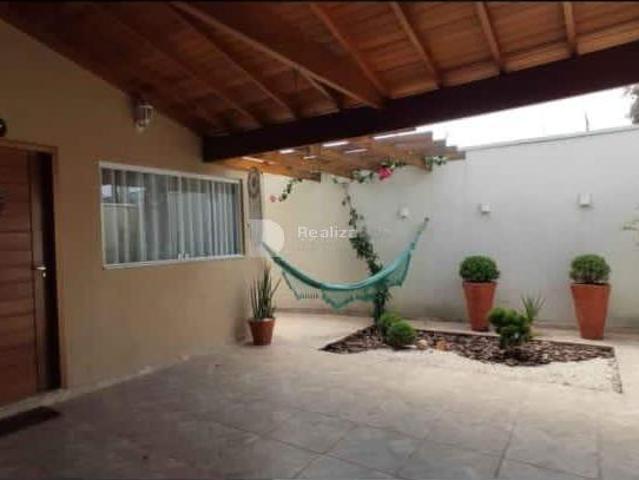 Excelente casa com ótima estrutura em Tremembé