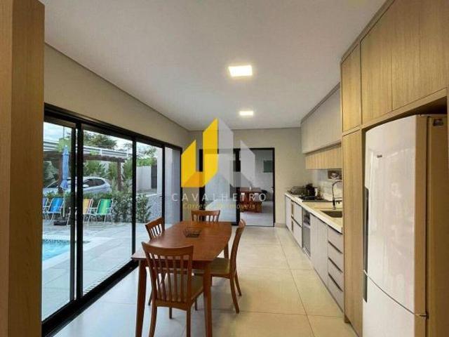 Excelente casa com ponto comercial