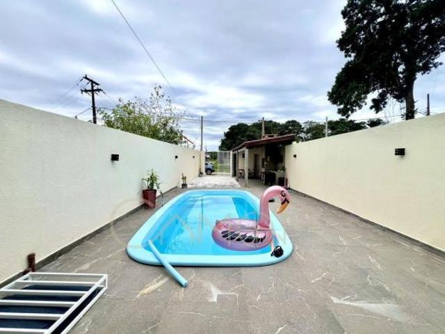 Excelente Casa com Piscina no Eliana para Investimento