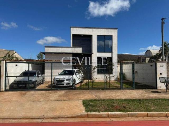 excelente casa com projeto moderno