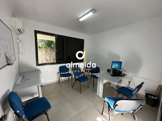 Excelente casa comercial