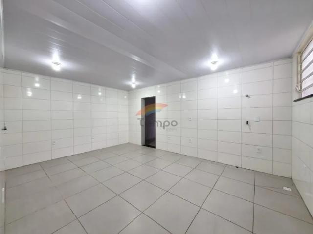 Excelente casa comercial