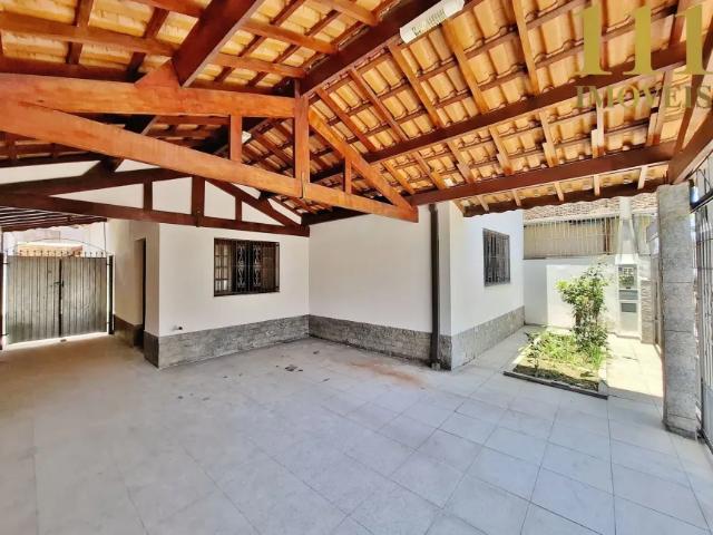 Excelente Casa Comercial com Estrutura Versátil a venda no Centro de Jacareí