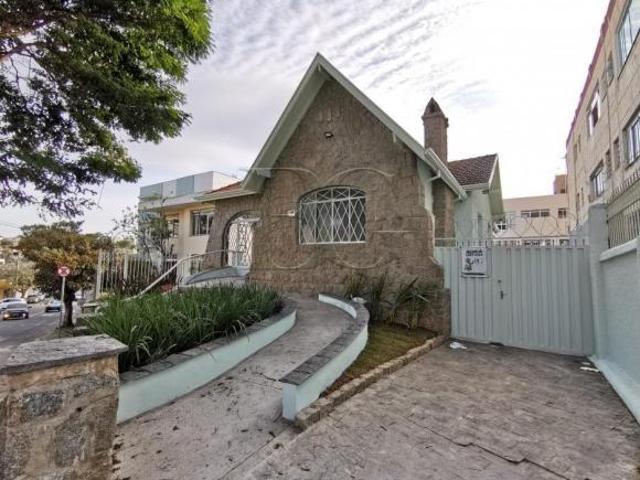 Excelente casa comercial á venda no Jardim dos Estados em Poços de Caldas MG