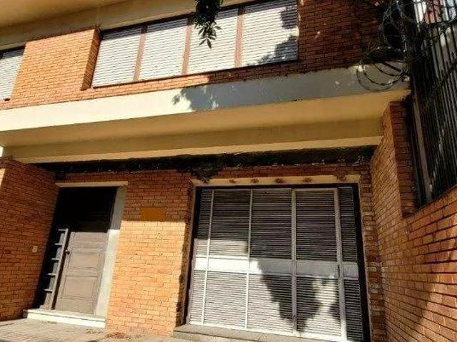 EXCELENTE CASA COMERCIAL NA RUA LIBERDADE PRÓXIMO GOETHE, ZAFARI E PARCÃO QUASE
