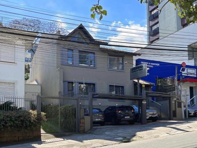 Excelente Casa comercial para comprar com 250m² na Avenida Palmeira