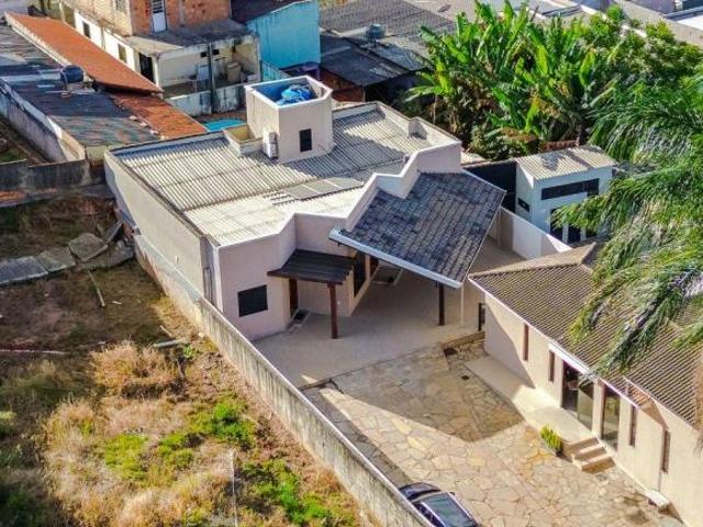 Excelente casa Condom. Por do Sol Vicente Pires