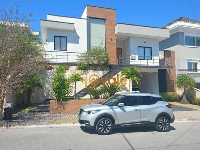 excelente Casa Condomínio Jaguary