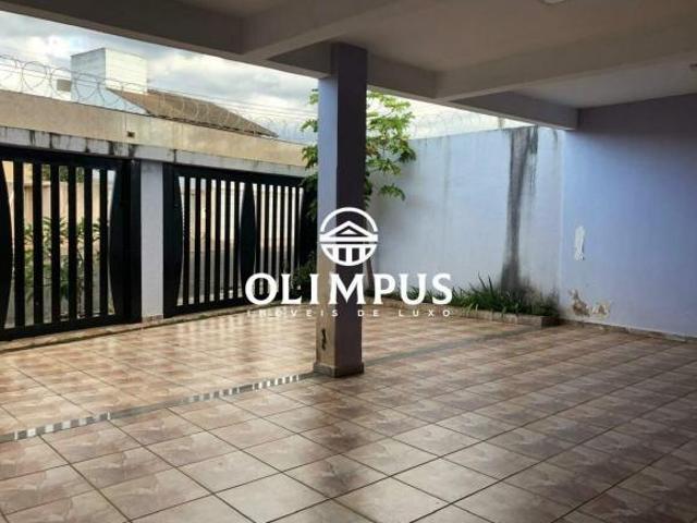 Excelente casa de 420,00m² no bairro Presidente Roosevelt