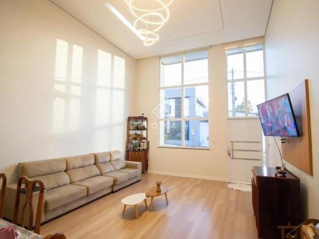 EXCELENTE CASA DE 03 QUARTOS NO RESIDENCIAL RECANTO DAS ÁGUAS – ARNIQUEIRA