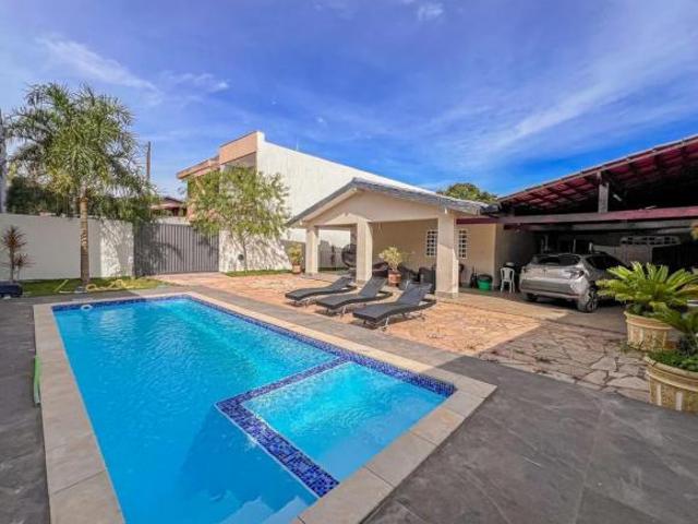 EXCELENTE CASA DE 04 QUARTOS NA QUADRA 04 – PARK WAY