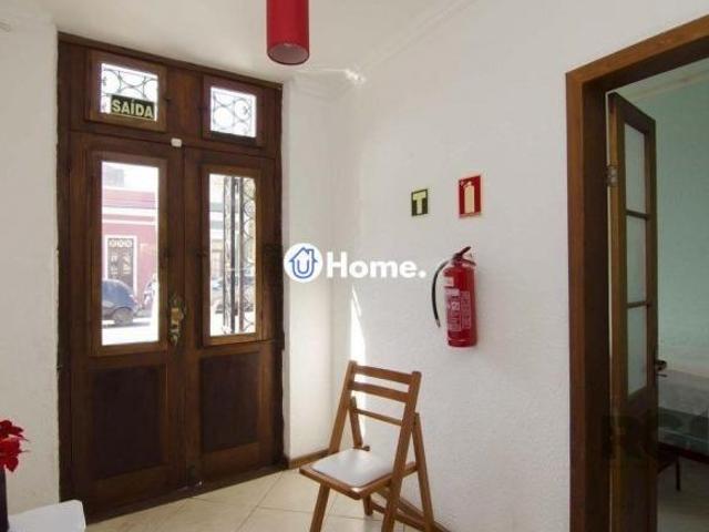 Excelente casa de 116m² com 2 dormitórios no bairro Cidade Baixa