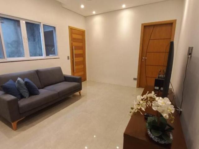 Excelente casa de 2 dormitórios com piscina e edícula nos fundos na Vila Mirim!