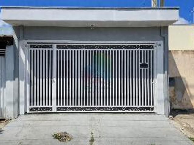 Excelente casa de 2 dormitórios, sendo 1 suíte para locação e vendas no bairro Cidade Aracy II São Carlos imóveis