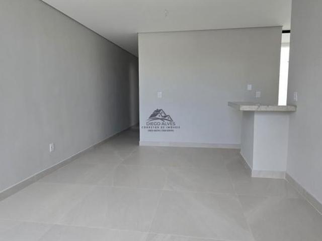 Excelente casa de 2 quartos, 2 vagas garagem 3 banheiros com área gourmet, Espírito Santo Betim