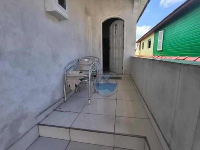 Excelente casa de 2 quartos com 2 vagas de garagem quintal lateral e edícula isolada no Bairro do Es