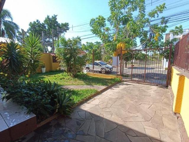 Excelente casa de 3 dormitórios Canoas